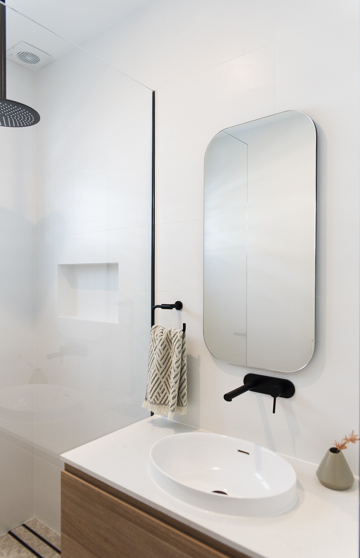 Stadium Mirrored Cabinet 450 | Architectural Designer Products | ADP